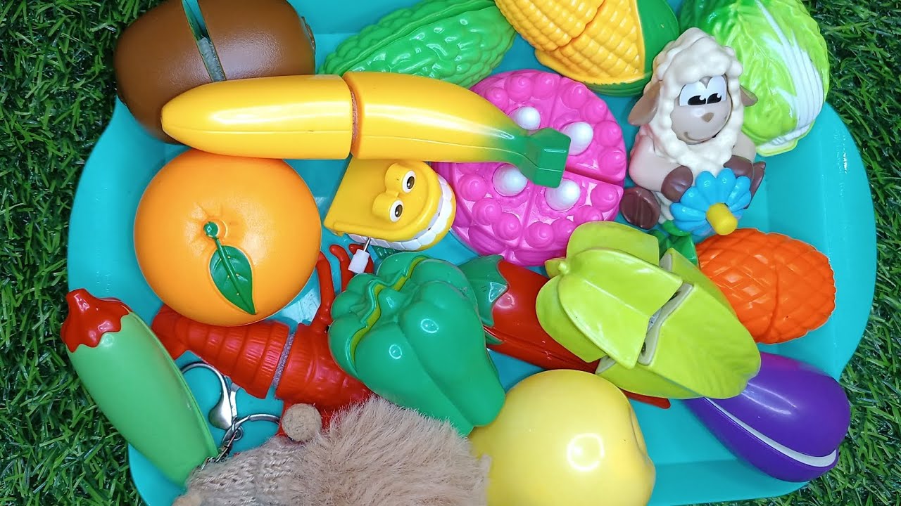 2 Minutes Satisfying video.learn fruits and vegetable Names with Toys ...