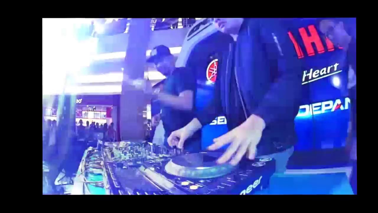 DJ Competition Surabaya region with DJ djay9 - YouTube