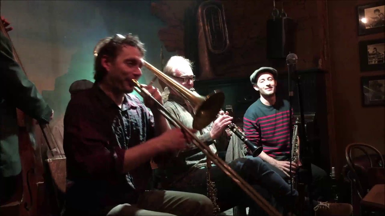 The Roamer Street Rag Band plays Thriller Rag - YouTube