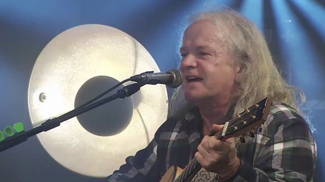 Layla unplugged cover (with original coda) - YouTube