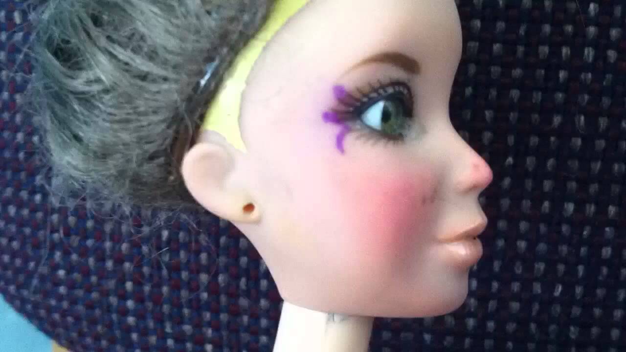 Doll Fight 1😡 - YouTube