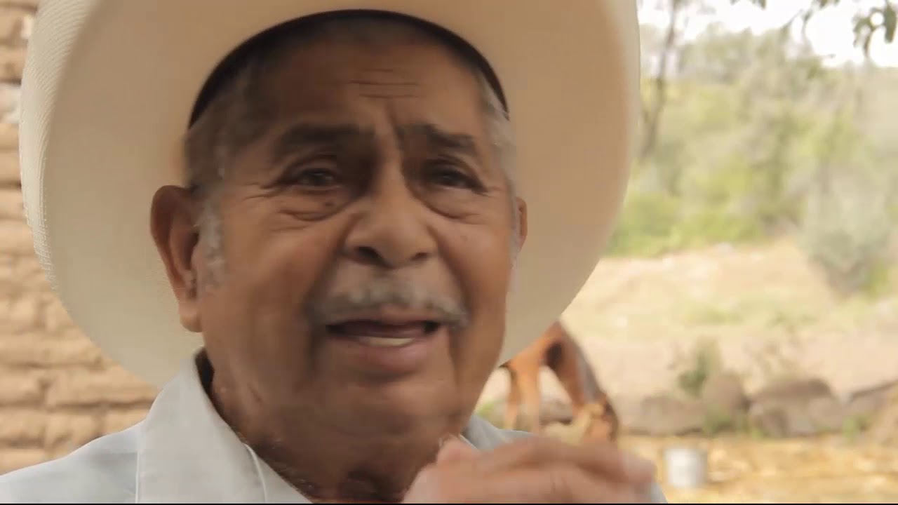 Pedro Sauceda Díaz, poeta arribeño - YouTube