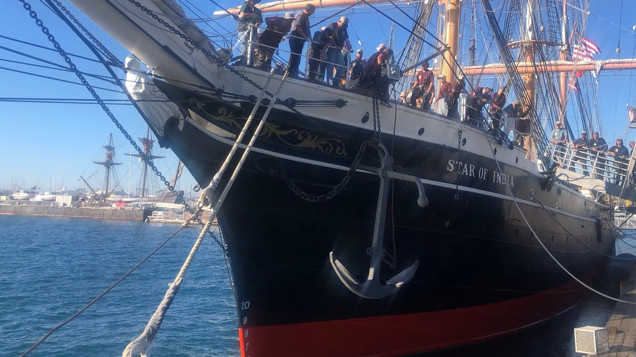 Dropping a 4000 lb Anchor Down the Water - YouTube