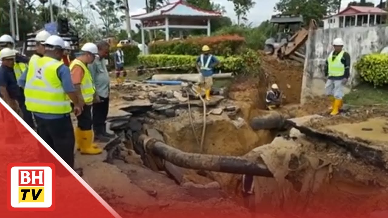Paip pecah, lebih 20,000 penduduk di Batu Pahat terjejas - YouTube