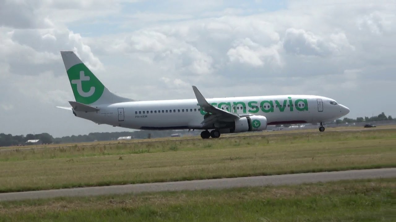 Transavia B737-800 Landing Schiphol - YouTube