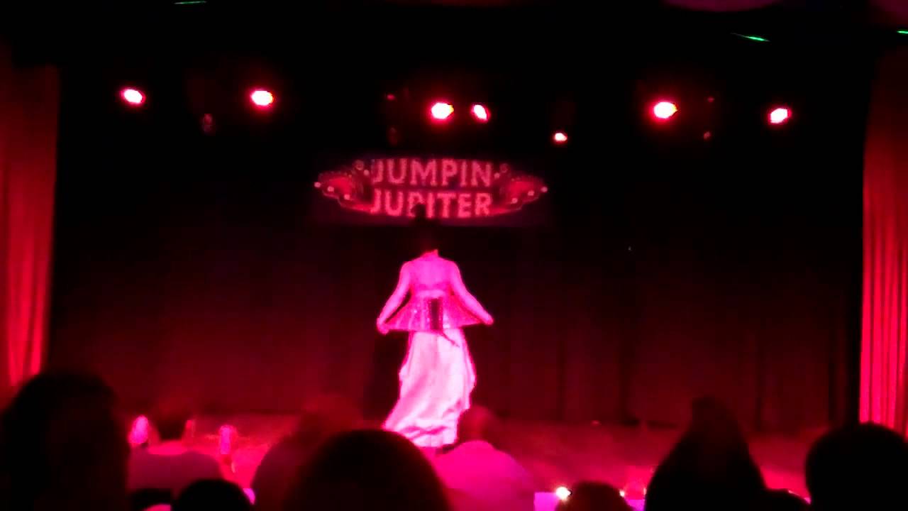 Faith McQueen Performing at Jumpin Jupiter 11/13/11 - YouTube