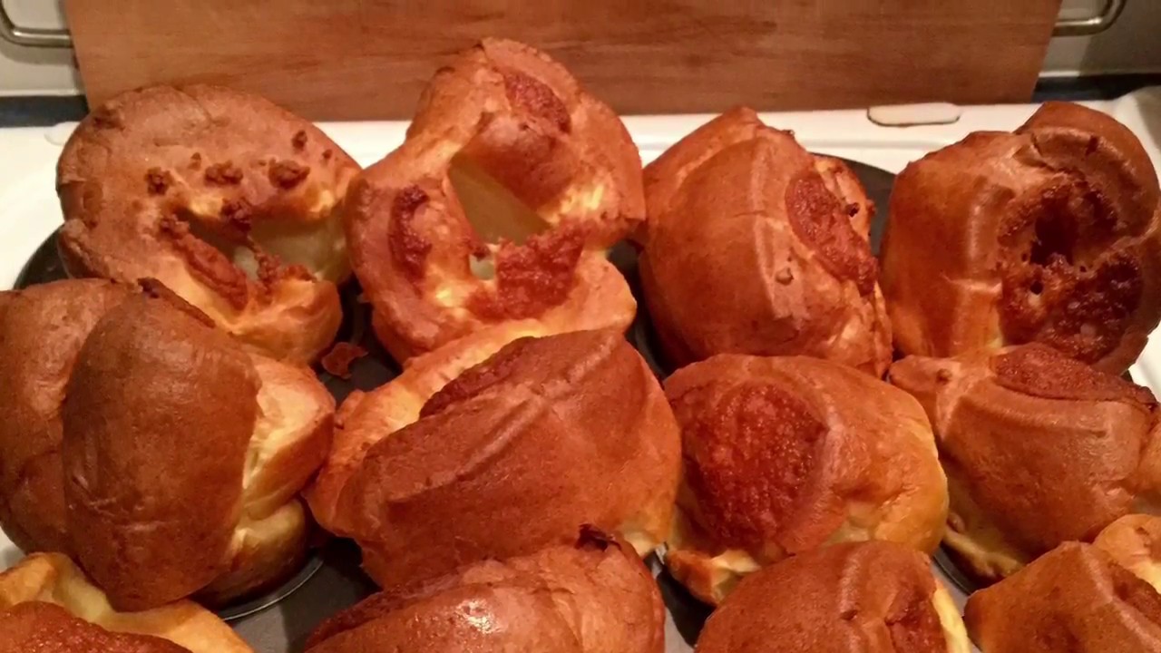 QUICK EASY YORKSHIRE PUDDING - YouTube