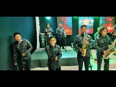 TEMA: LA ROBERTA ( SON KUMBIA )