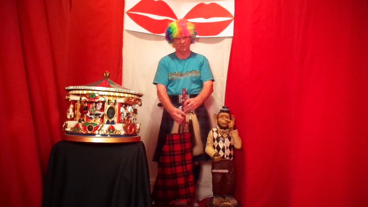 Some "circus" style fun - the Fireballs' instro Kissin' on electric ...