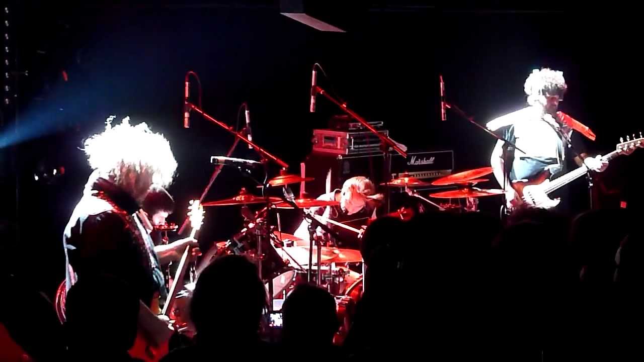 THE MELVINS : Lizzy @ Trabendo, Paris (May 10th, 2013) - YouTube