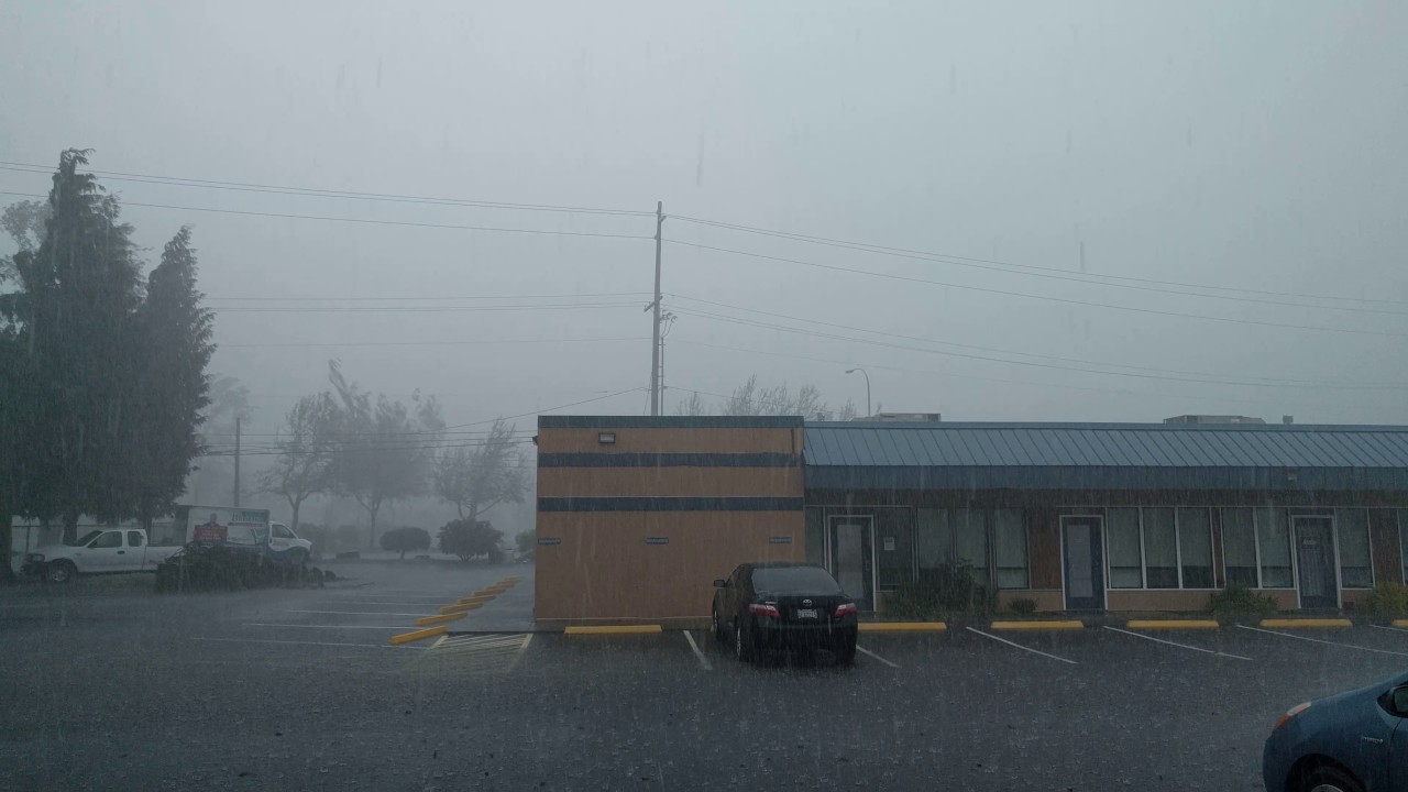 Freak storm in Lacey, Washington State - YouTube
