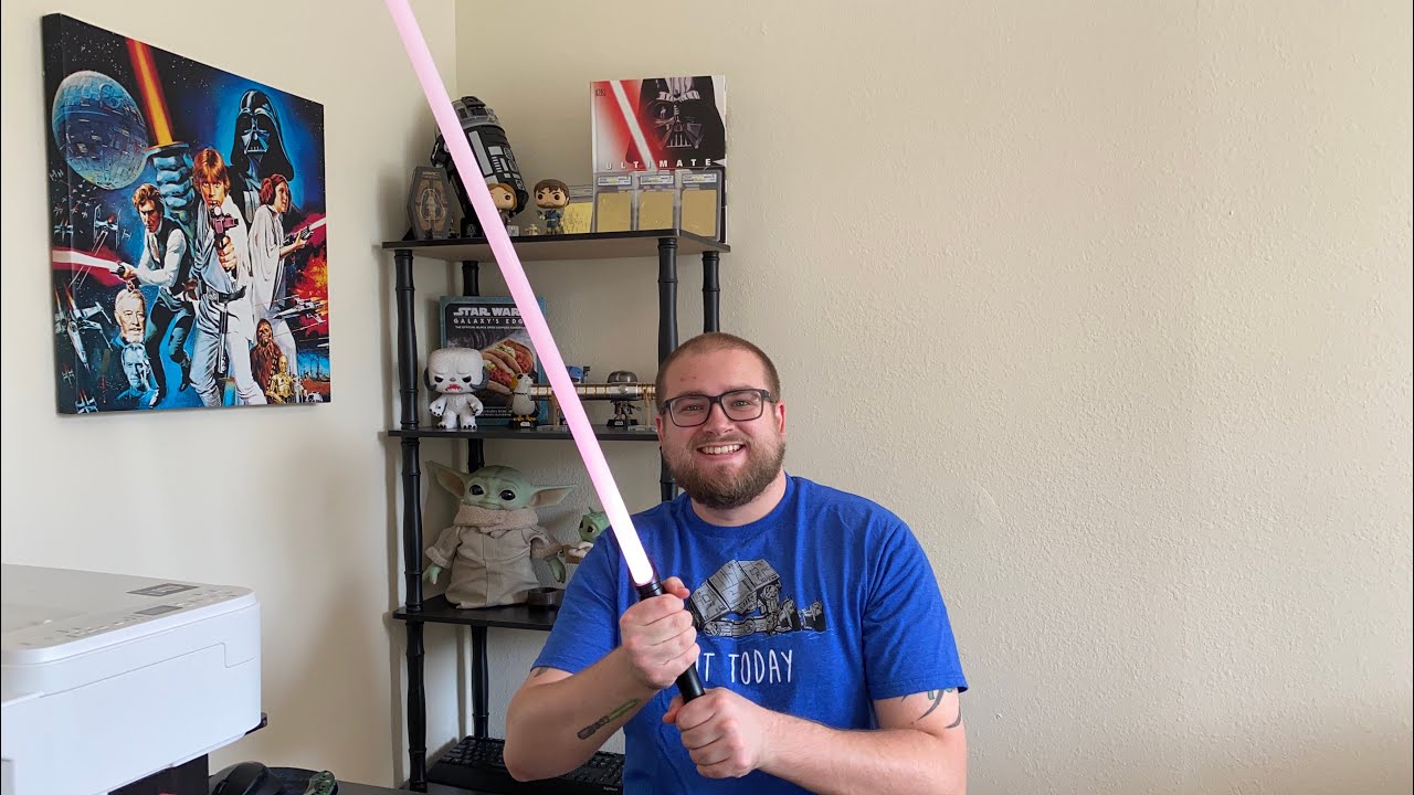 Saber Studio (Amazon) lightsaber unboxing video - YouTube