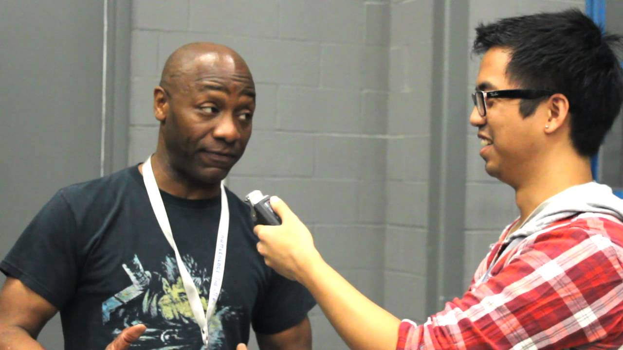 Earl Alexander, voice of Louis from Left for Dead, interviewed at RTX ...