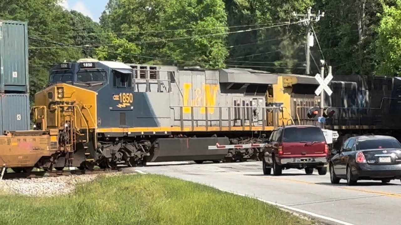 CSX 1850 L and N heritage unit and chasing CM44AC rebuild!! Read the ...