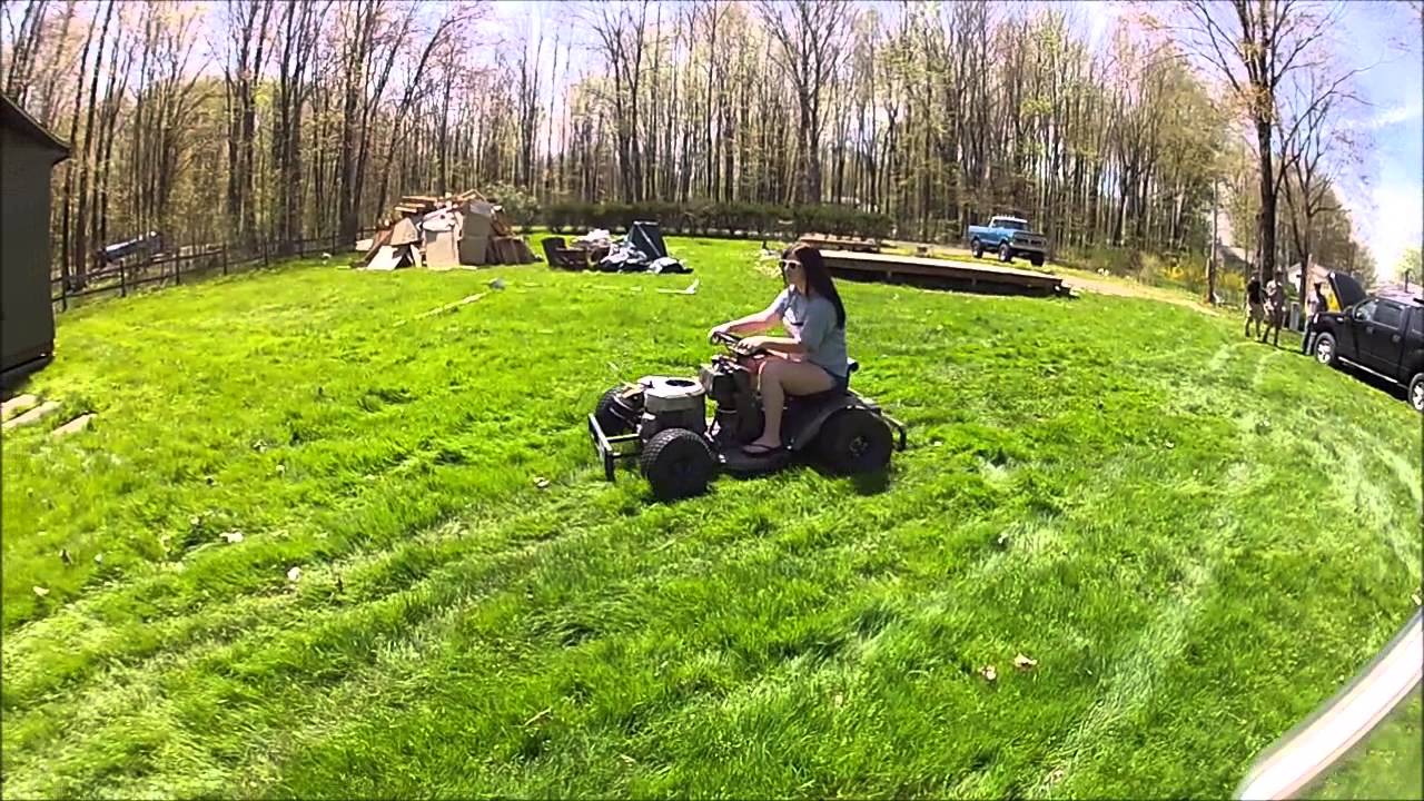 Racing Mower Screaming - YouTube