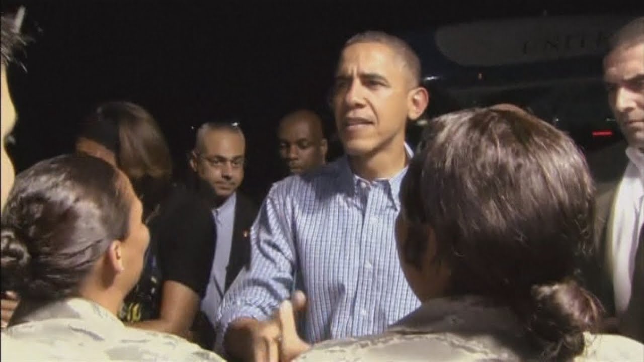 President Barack Obama and family arrive in Hawaii for Chistmas holiday ...