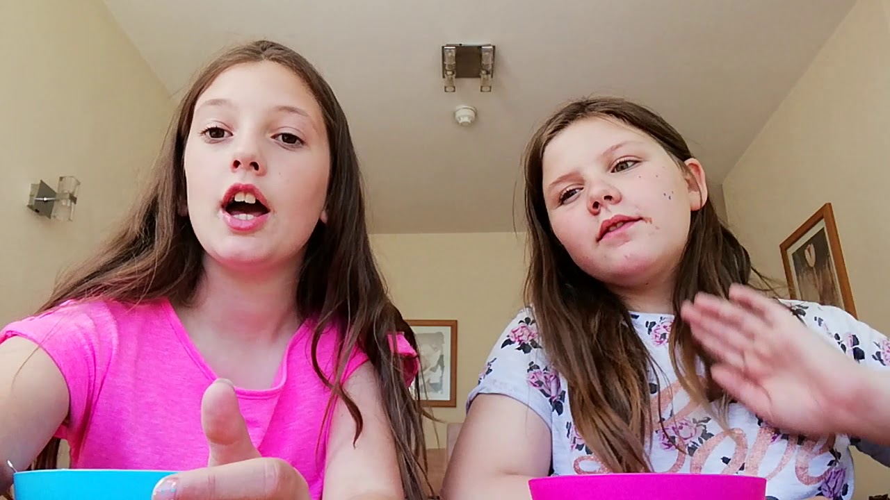 Making slime with Emily - YouTube