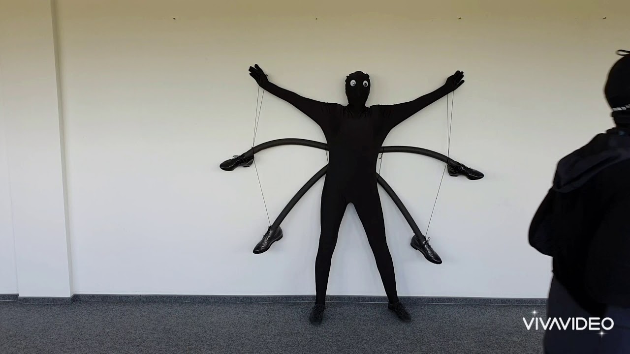 Spider..... SCREAM! - YouTube