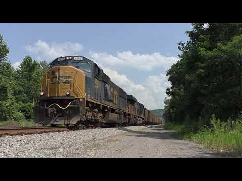 CSX SD70MACe leads a quick coal train in Montour Junction, PA - YouTube