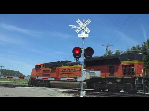 BNSF 9132 West Unit Oil Filmed In Trenton Township WI (5-28-2018) - YouTube