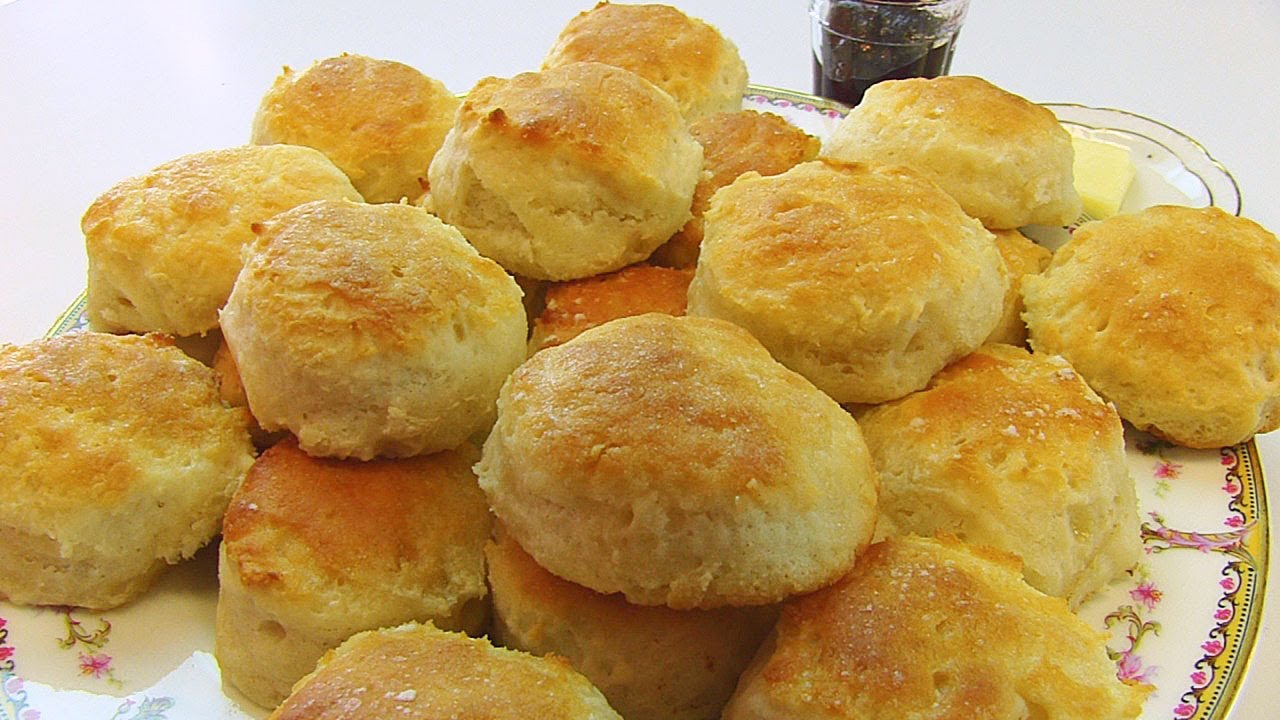 Betty's 4-Ingredient Biscuits - YouTube
