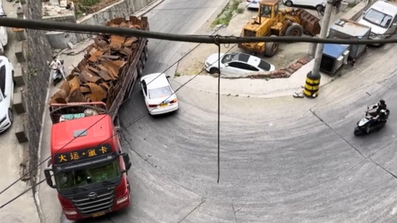 Truck Making Sharp Turn. The road that drives drivers crazy. - Unusual ...