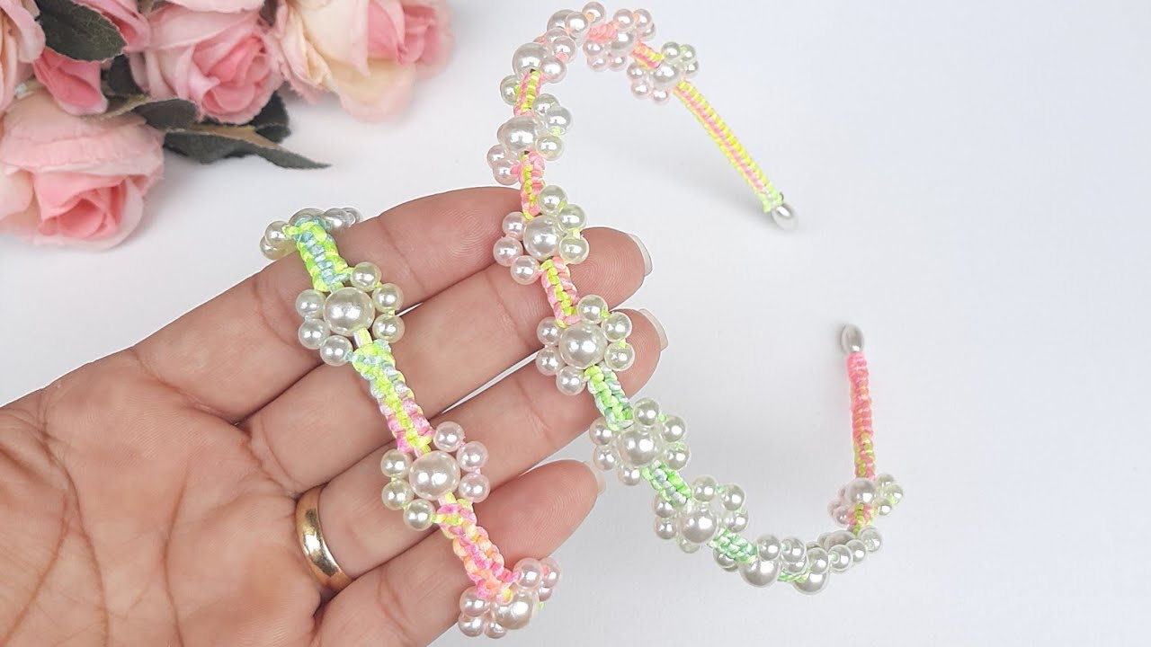 Tiara de pérolas trançada em macramê/ kit tiara + pulseiras - YouTube