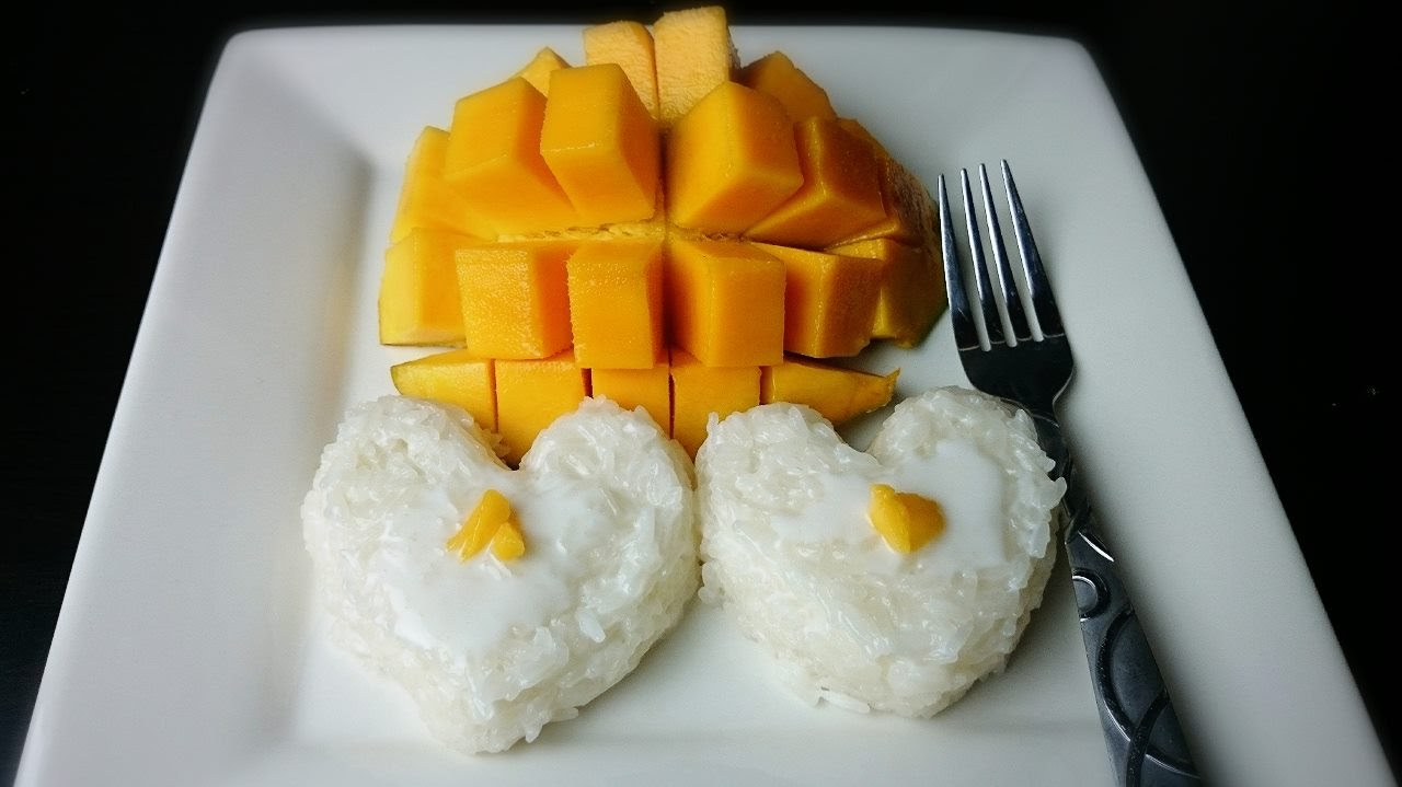 Sticky rice with mango *( បាយដំណើបស្វាយទុំ )* - Khmer - YouTube