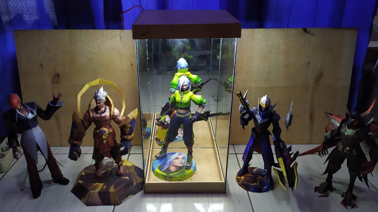 Membuat Box Display Sederhana untuk Papercraft - YouTube