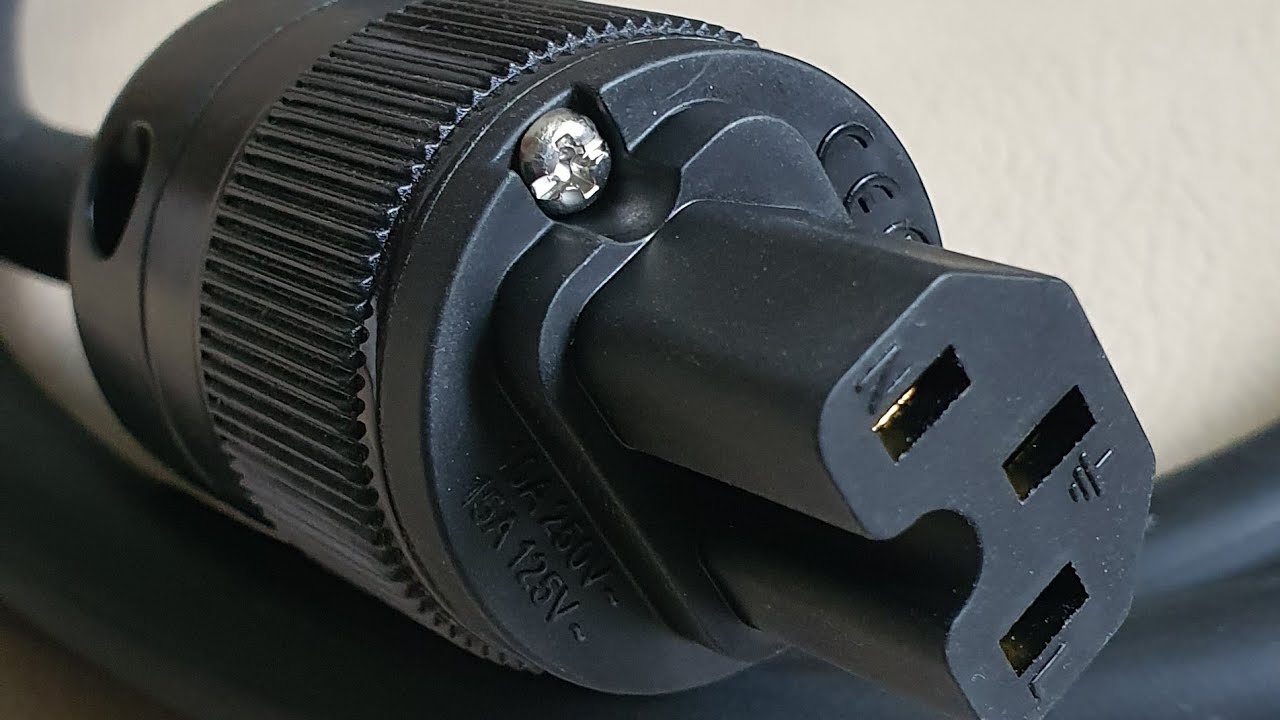 Socket IEC Untuk Power Suplai Dengan Ukuran Yang Tepat - YouTube