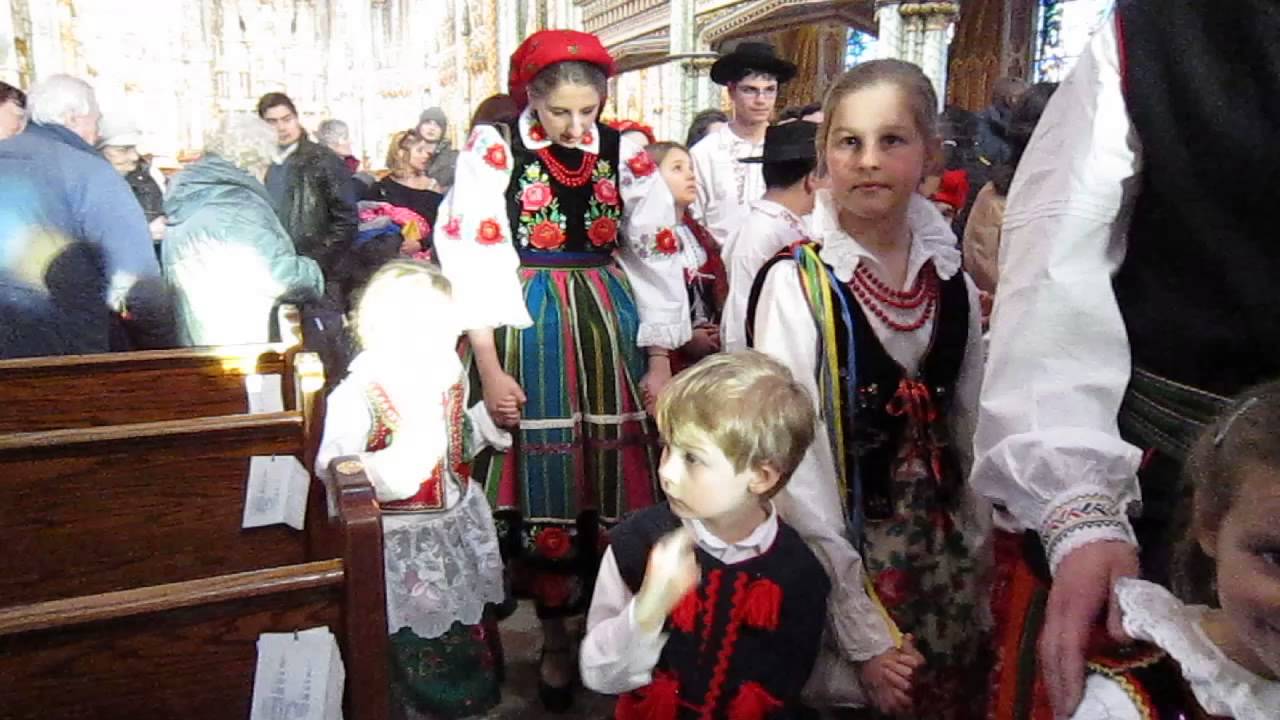 Polanie - Polish Folk Dance Group in Homeland Mass - Notre Dame ...