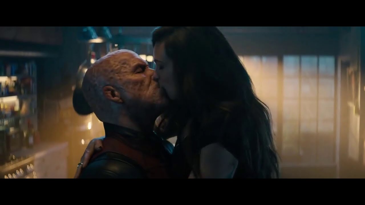 Deadpool 2 Kiss Scene Ryan Reynolds And Morena Baccarin Youtube 5905