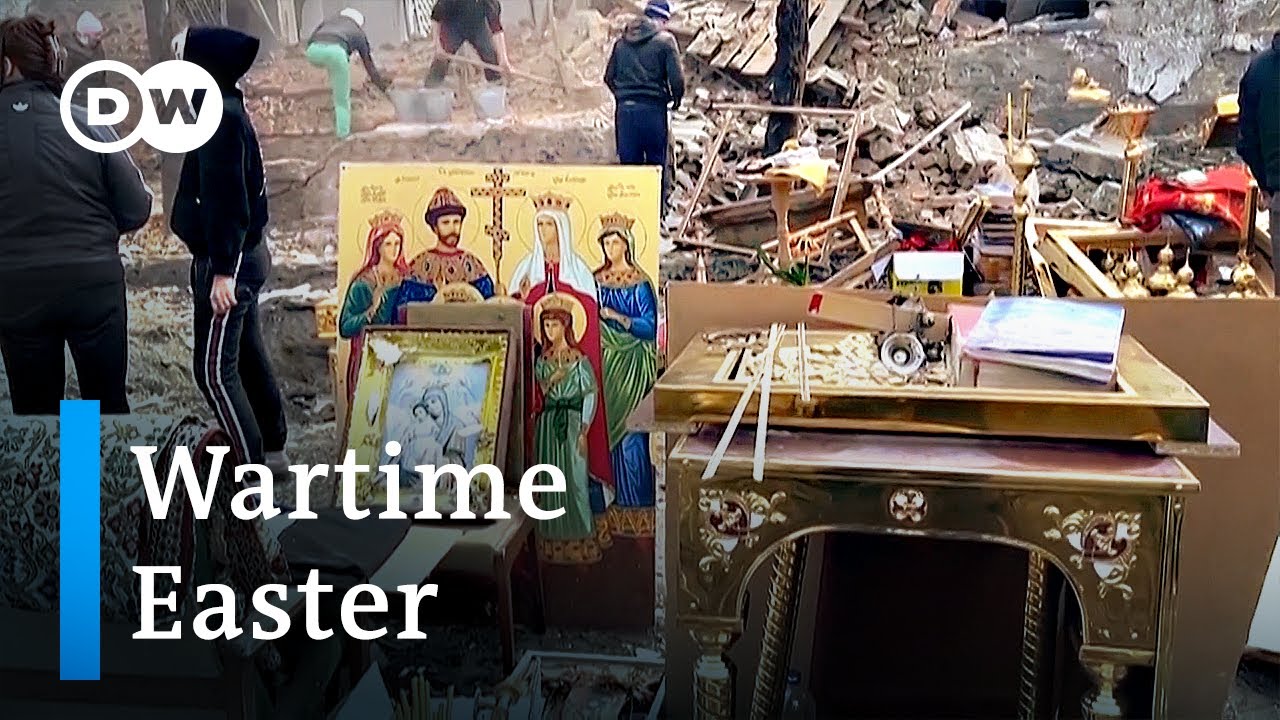 Russians, Ukrainians celebrate very different Orthodox Easter | DW news ...