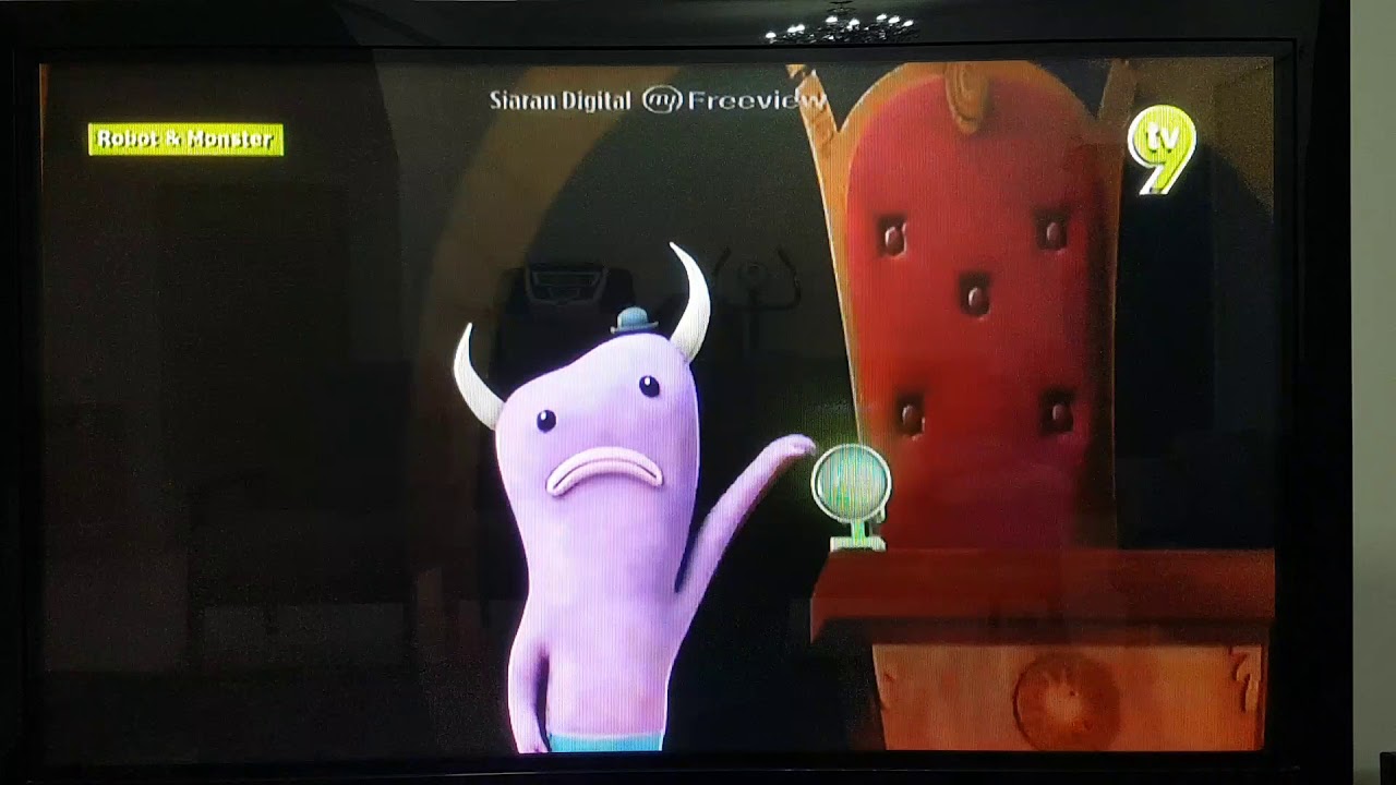 Bananana! TV9 Nickelodeon closing programme ident - Robot & Monster (15 ...