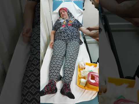 Annemle Hastanedeyiz, Anneme Damar Yolu Açılıyor Komik Anlar VLOG - #4