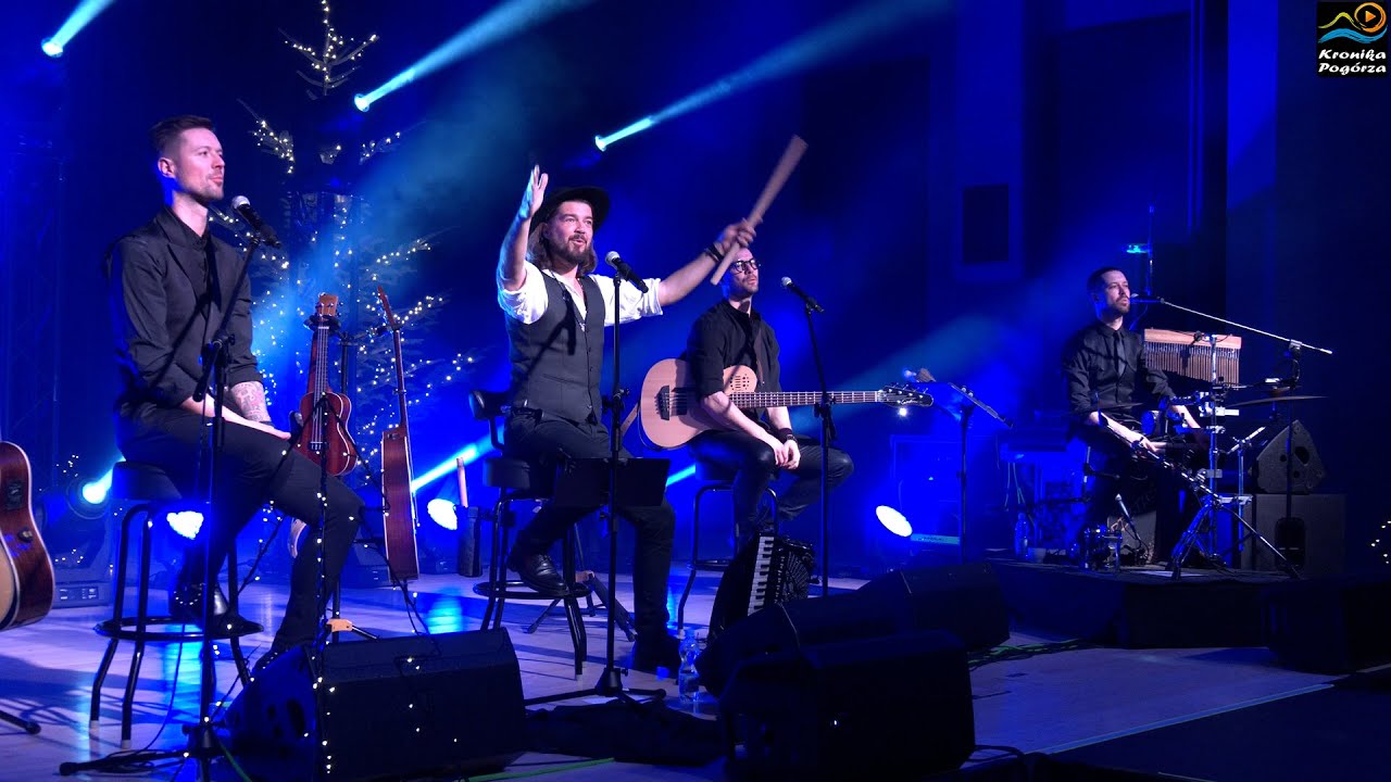 Koncert Zespołu PECTUS. Pt.: „Kolędy przy kominie” - YouTube