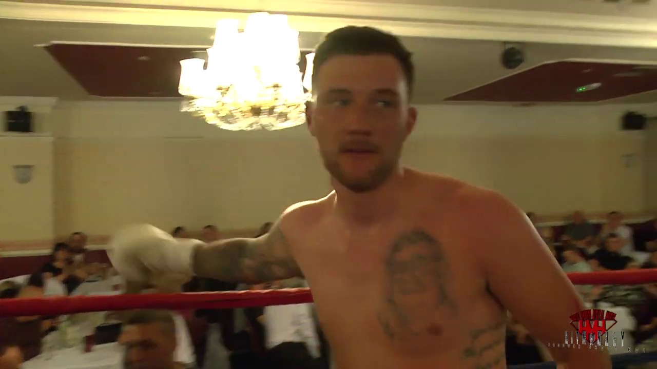 Alex Stockdale vs Jordan Mahoney - YouTube