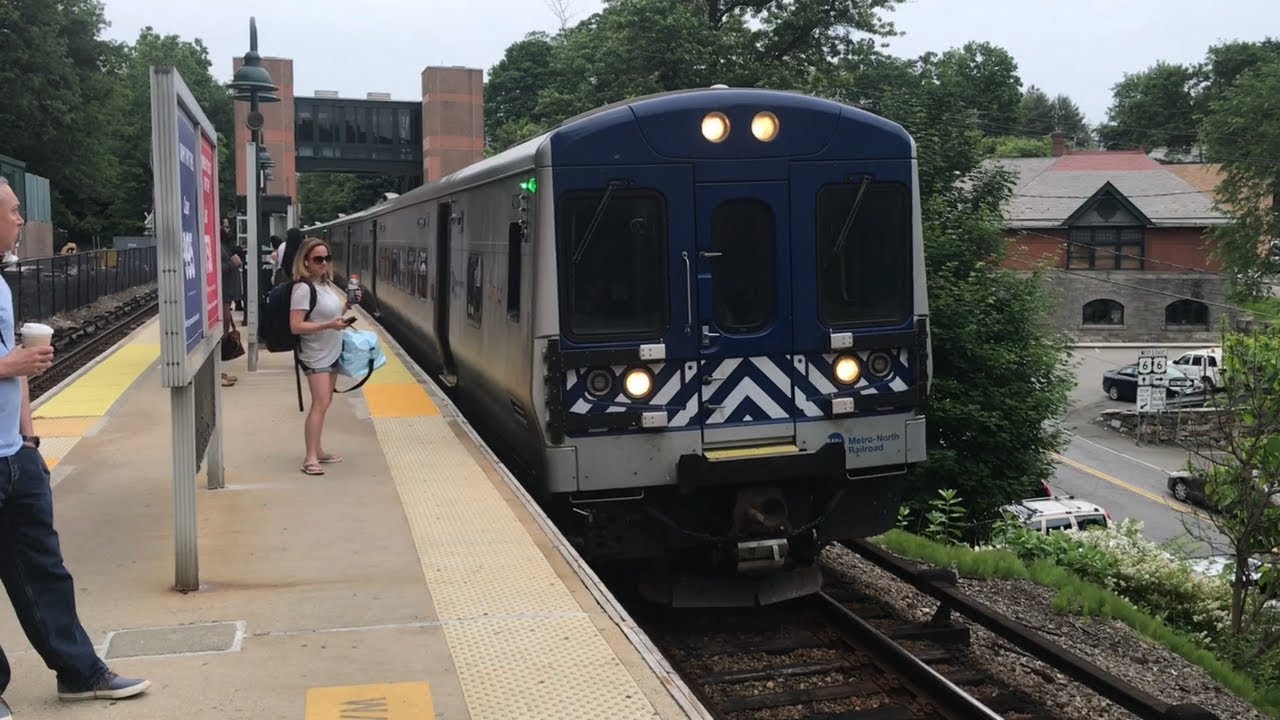 Metro-North Train #9634 Comes And Goes Through Brewster - YouTube