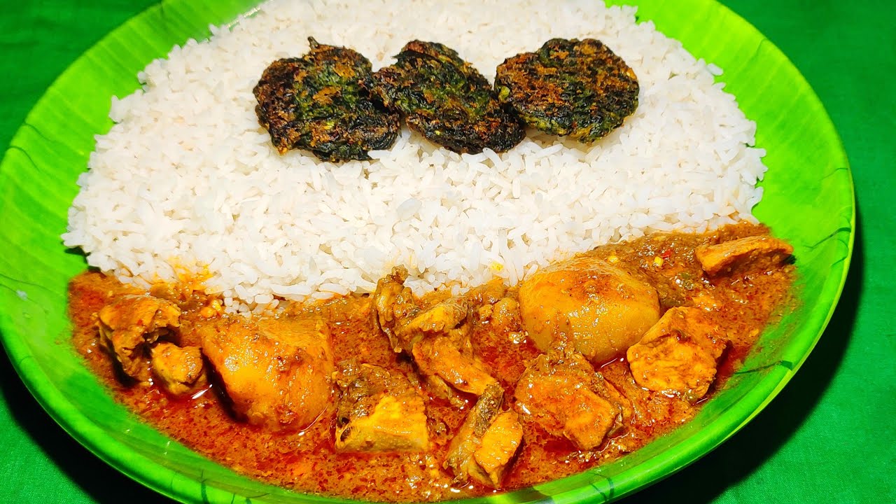 দেশি মুরগির মাংস ও সাথে আছে বড়া জমিয়ে খেলাম|||Chicken With Bora|||# ...
