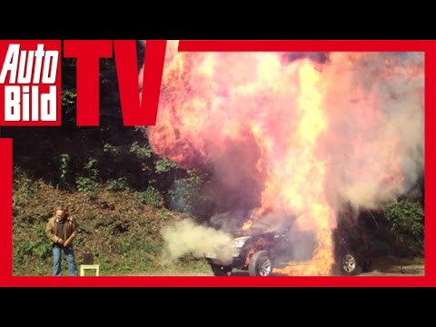 We blow up the boss: the Shuanghuan CEO (2014) Review/Test/Driving report/Explosion/Demolition