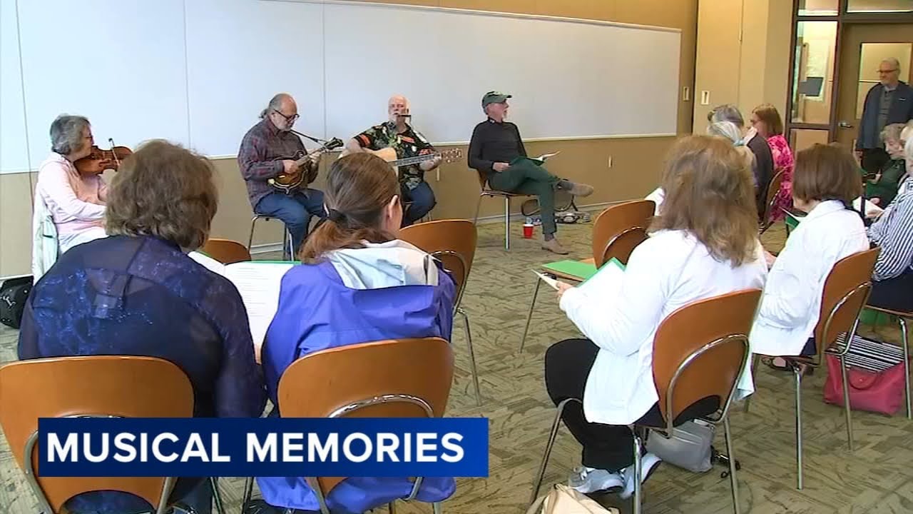 Senior singing group making 'Musical Memories' in Havertown - YouTube