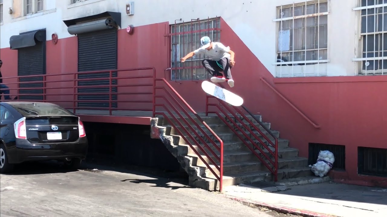 VINNIE BANH PERFECT 360 FLIP OVER 7 STAIR RAIL RAW - YouTube