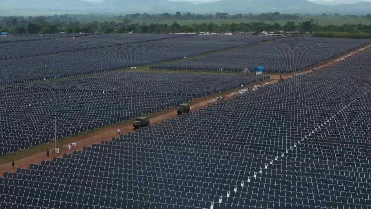 Captando o sol | AFP - YouTube