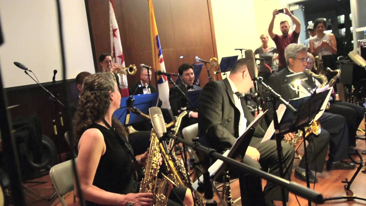 Jonathan Stout Orchestra - Jumpin At The Woodside + Jam - YouTube