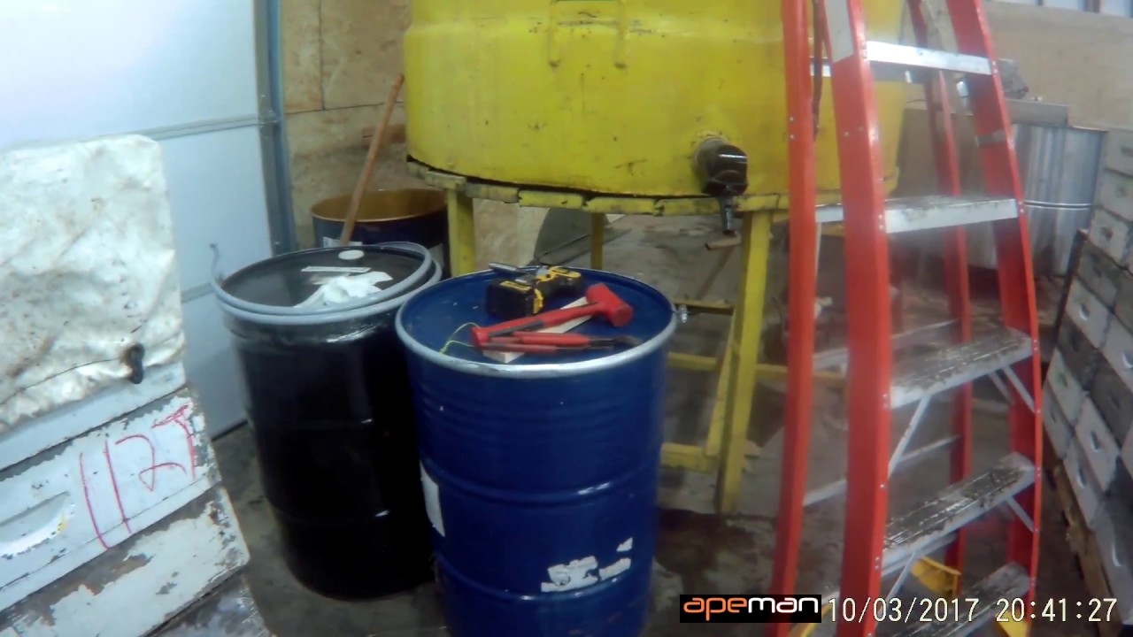 Nice Set Up to Process Honey! - YouTube