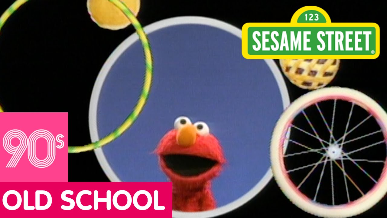Sesame Street: Elmo Sings About Circles - YouTube