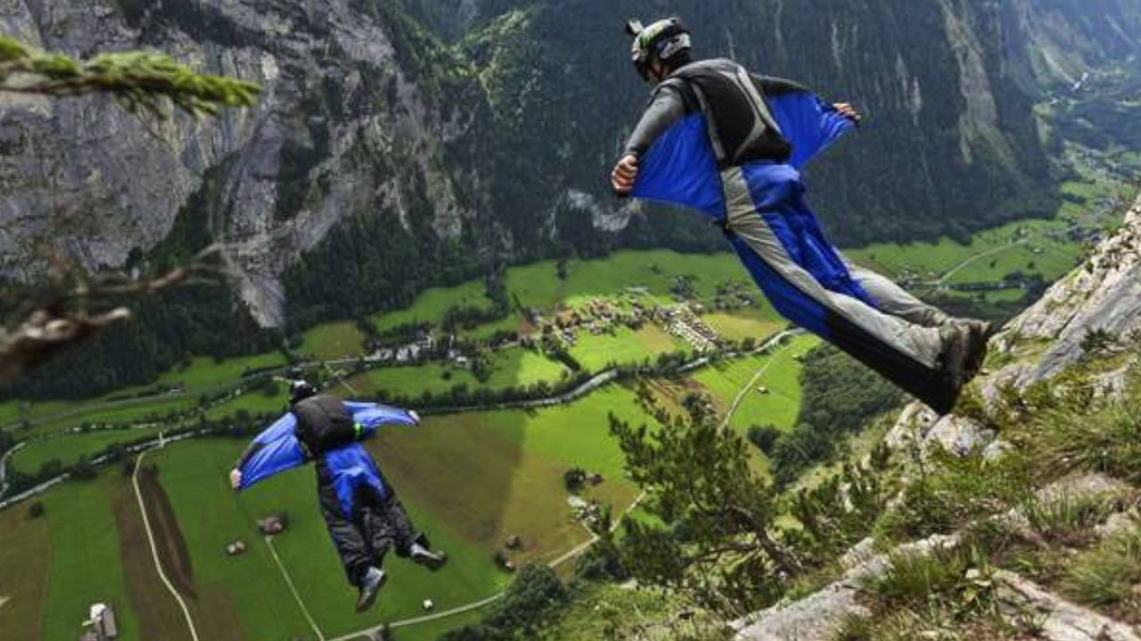 Base Jumping Accident - YouTube