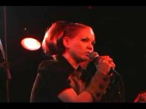 Miss Derringer Live - He Hung On A Sunday - YouTube