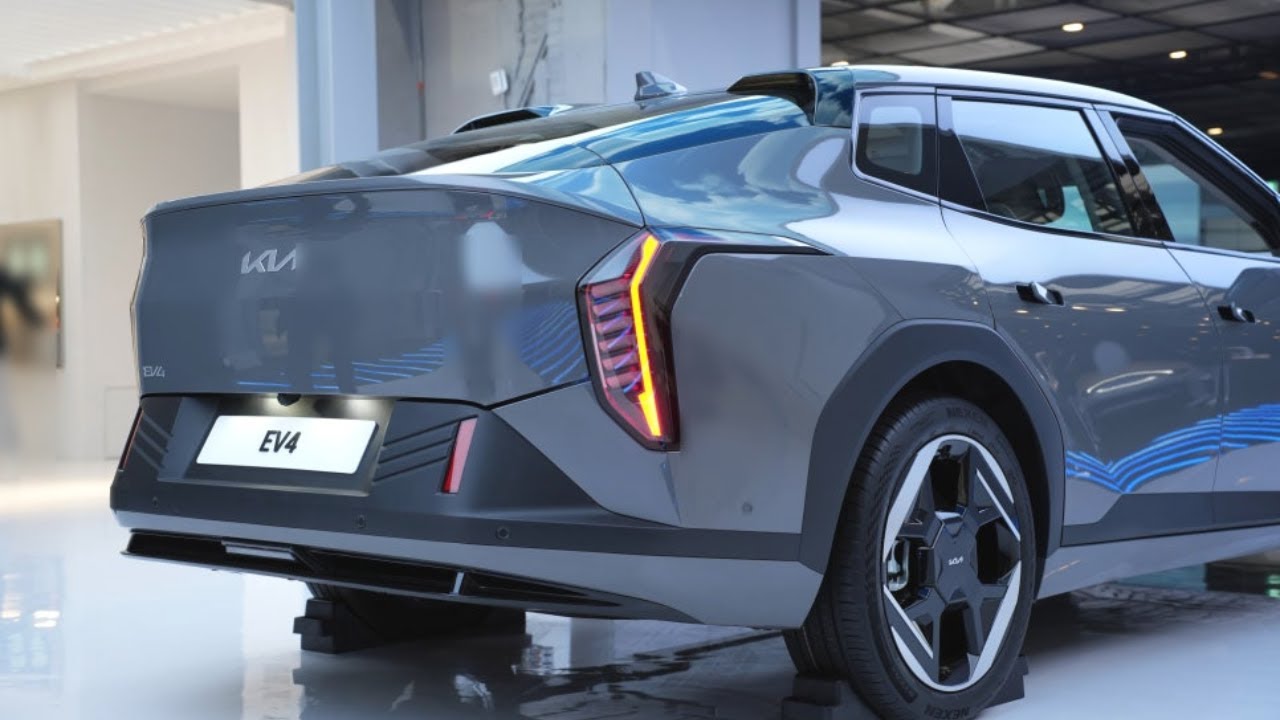 이것만 보고 기아 EV3 EV4 전기차 구별 가능한 분 ㅋㅋ - YouTube