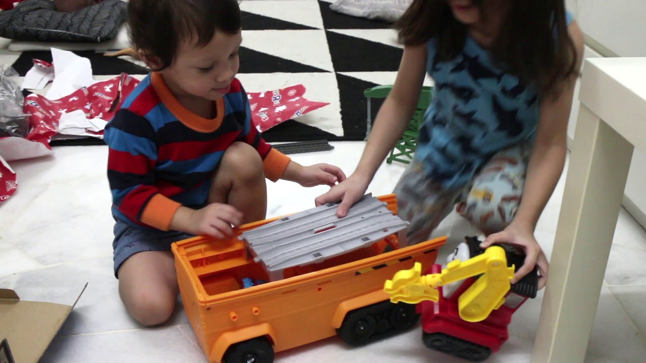 UNBOXING Thomas & Friends™ Stefano Super Cruiser - YouTube